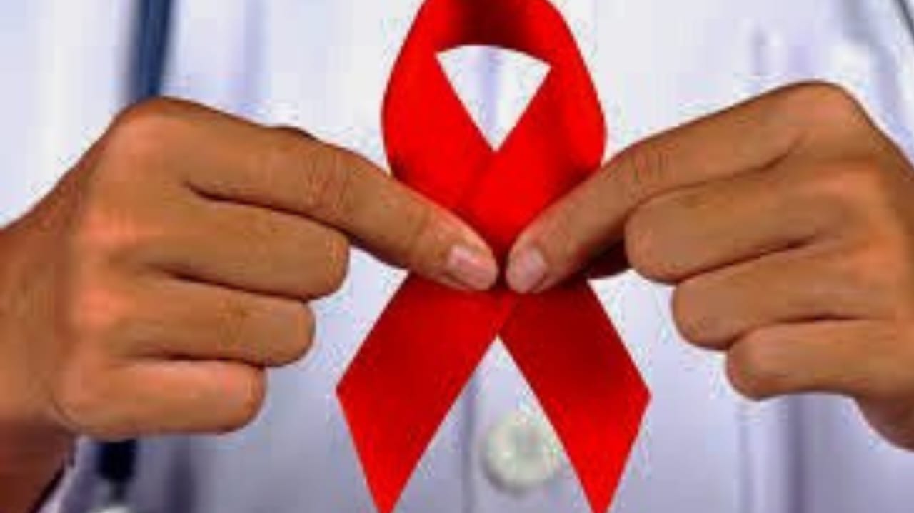 HIV Symptoms in Women: A Comprehensive Guide to Early and Advanced Signs