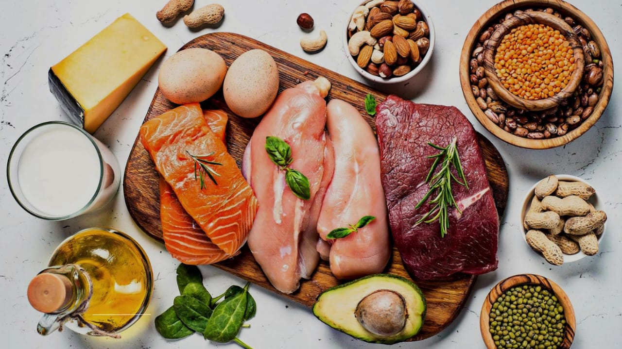 The Protein Puzzle: How Much Do You Really Need to Get Strong?